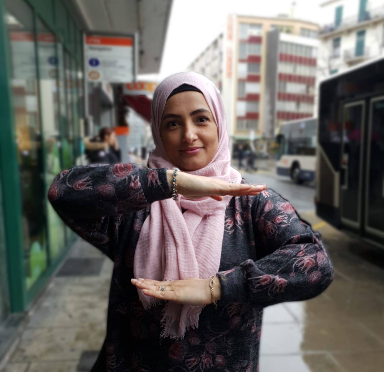 Huda Al-Sarari's fight for justice in war-torn Yemen - Martin Ennals Award